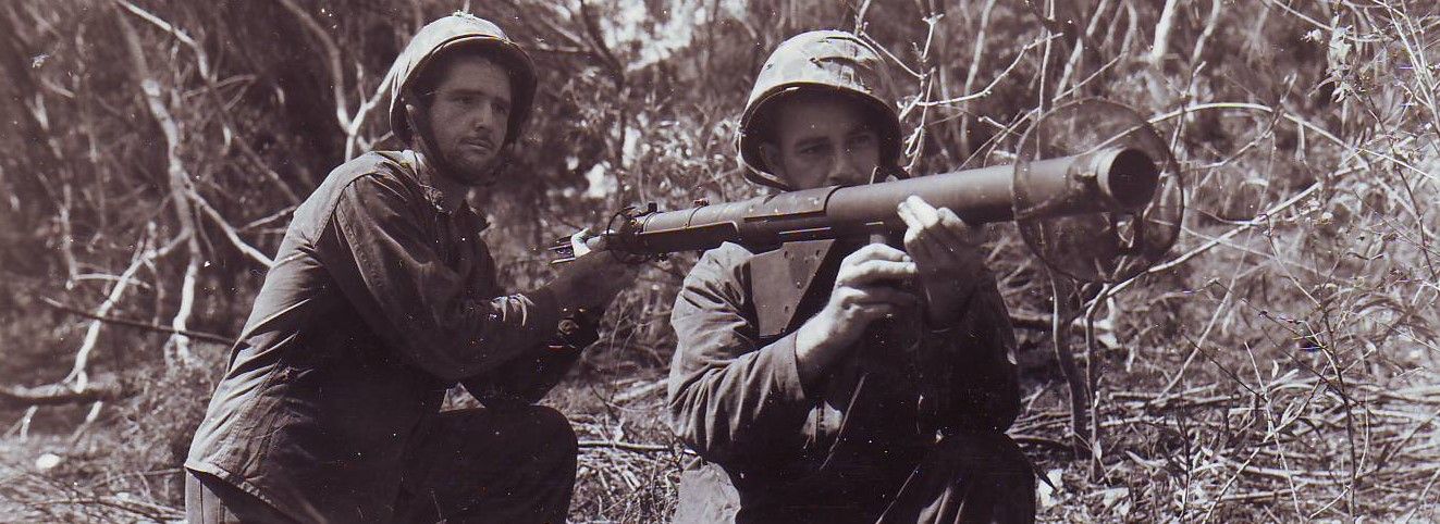 Tom Harper Kelly - null